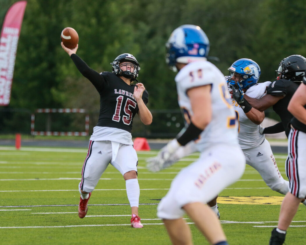 LHS football drops wild season opener, 36-32 to visiting Olathe South ...